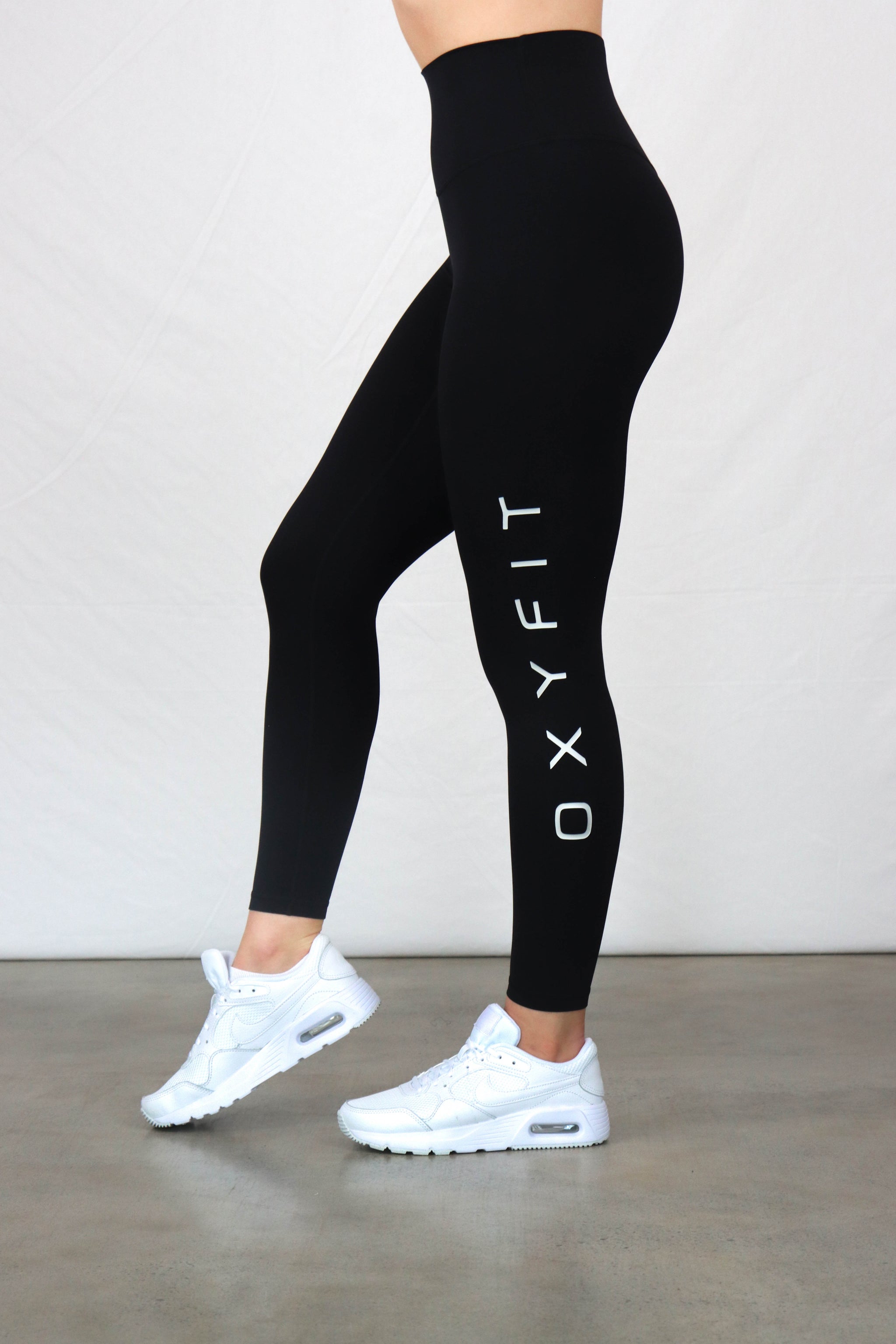 Black Oxyfit OXYTECH Womens Leggings | Metallic Silver logo